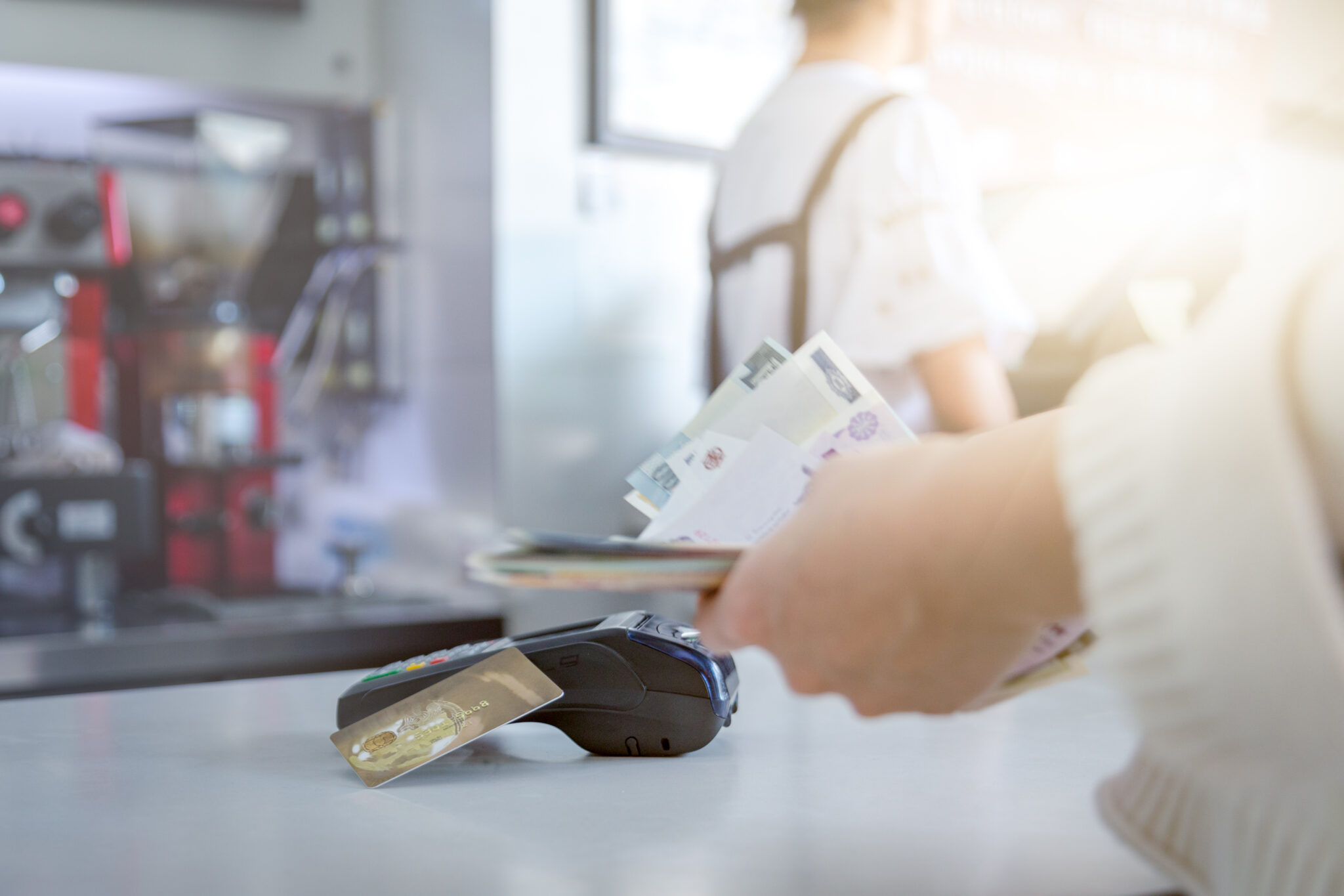 STJ: revisão de taxas de juros remuneratórios em contratos bancários ...